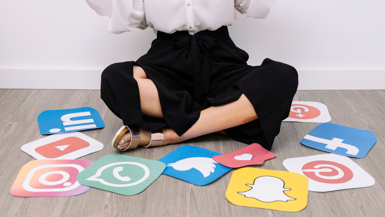 Social Trends How To Rebrand Your Social Media Accounts Bluetrain social-trends-how-to-rebrand-your-social-media-accounts-bluetrain